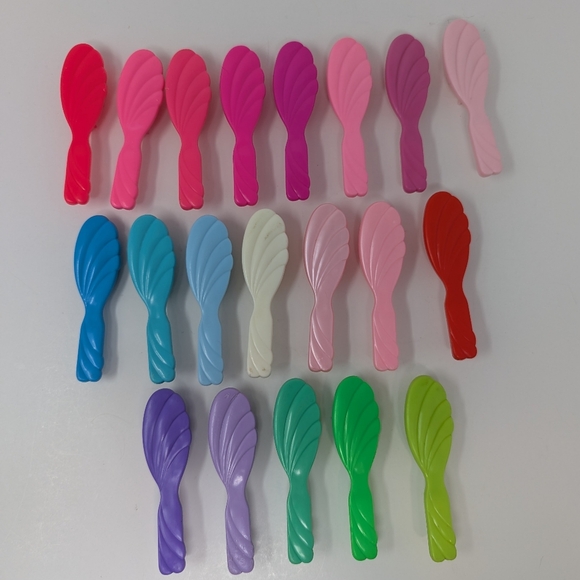 Barbie | Toys | Barbie Shell Combs Rainbow Colours | Poshmark